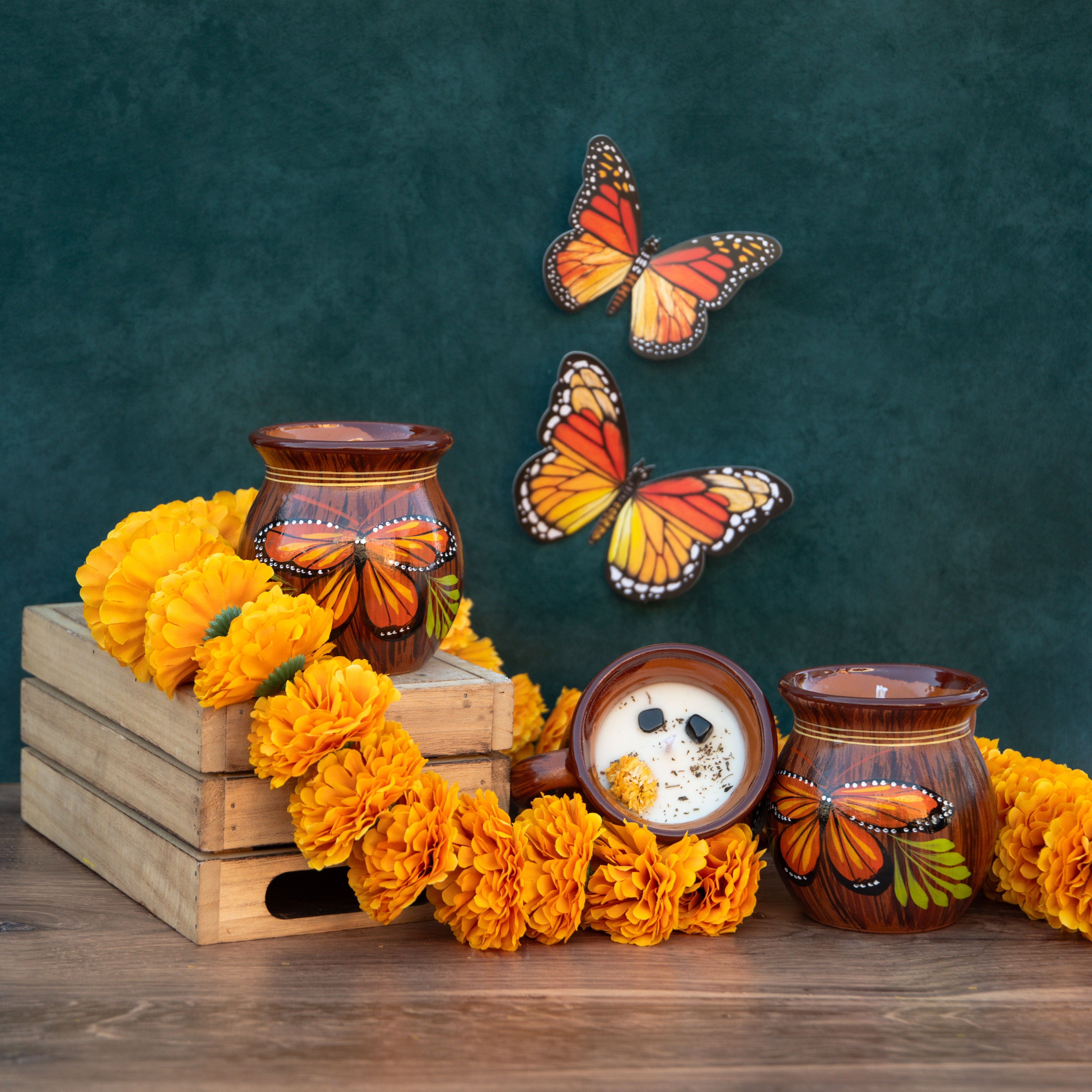 Monarch Butterfly Día de los Muertos Candle – PRE ORDER – TheMexHub
