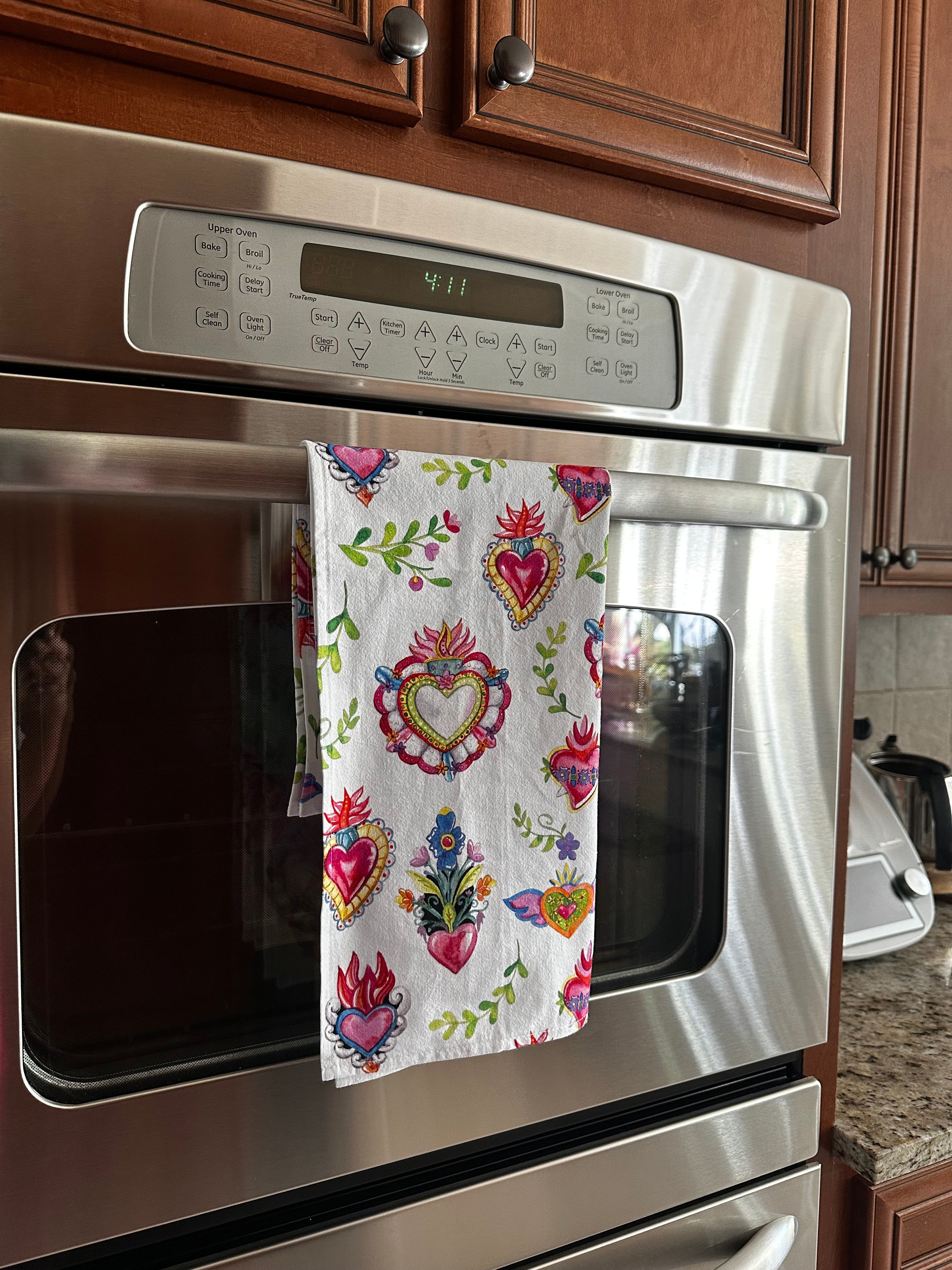 Sacred Heart Kitchen Towels 2pc - Servilletas Corazones – TheMexHub